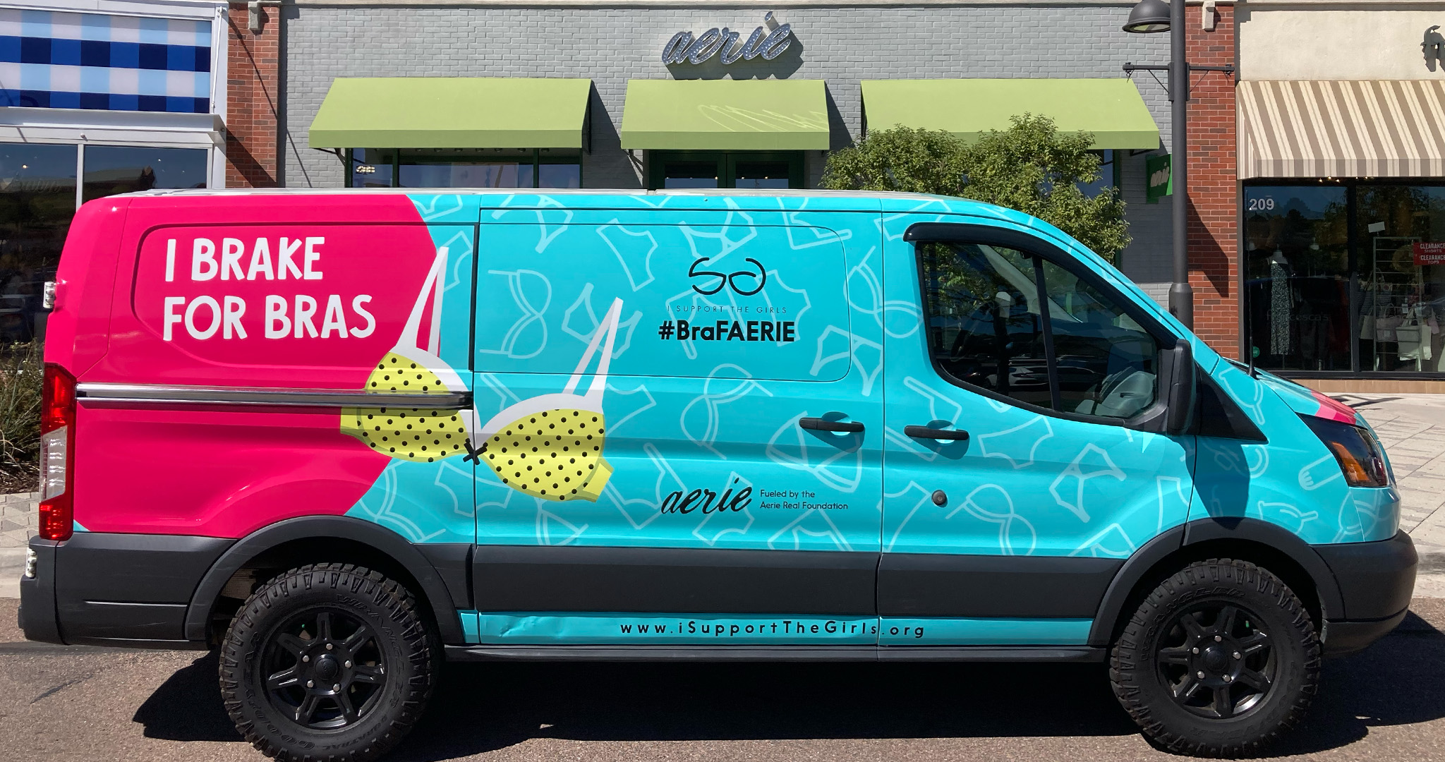 EXCLUSIVELY OURS! Aerie x Emily + Meritt - #AerieREAL Life